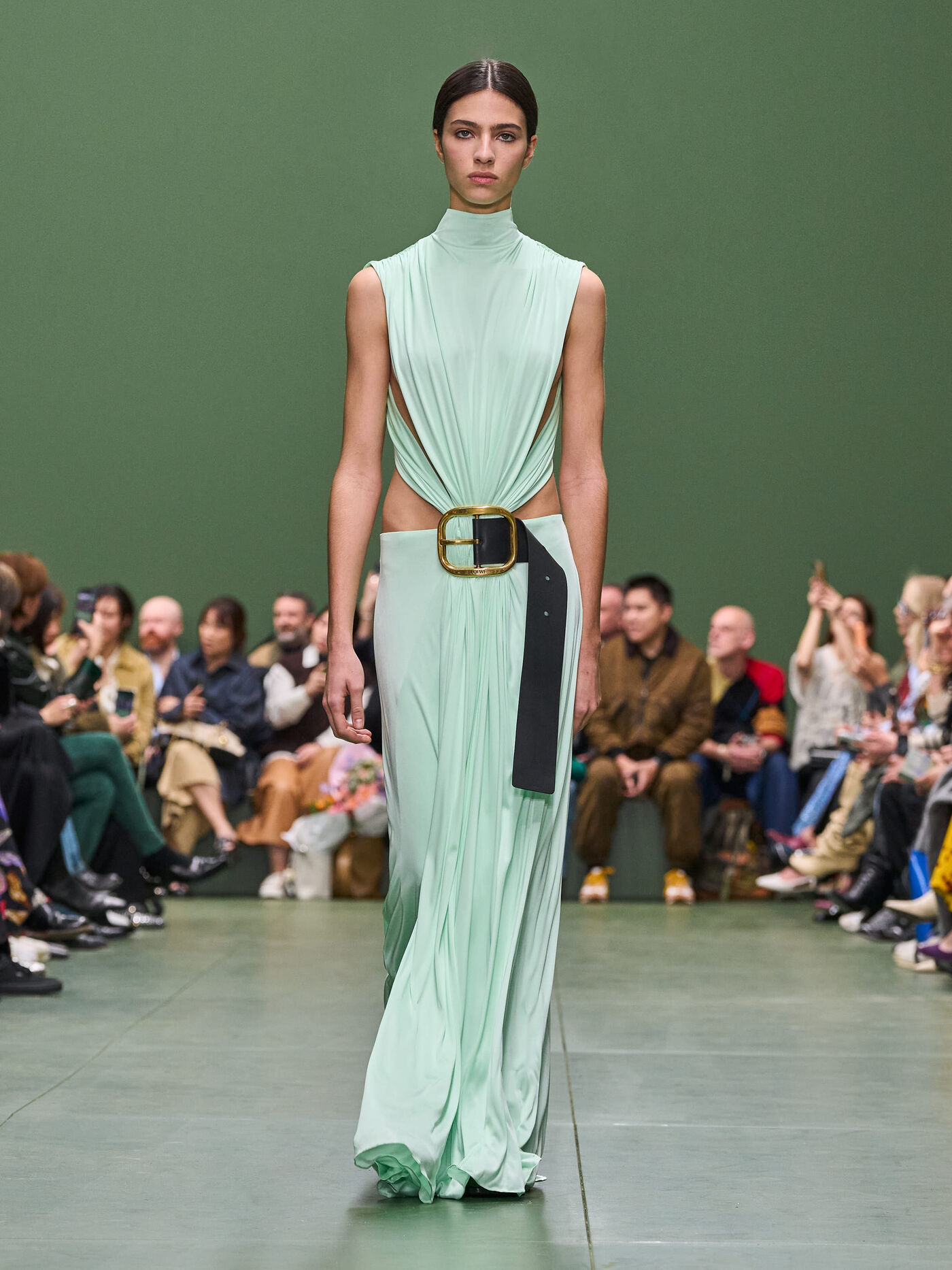 LOEWE Women's 2024 Fall / Winter Runway Collection